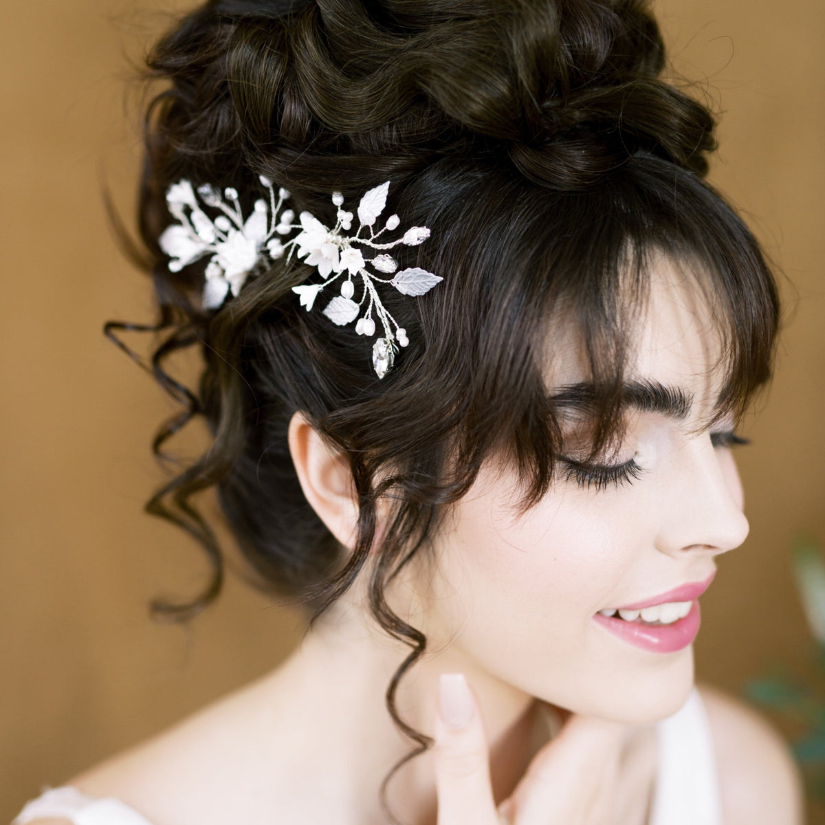 AVA Crystal & Pearl Flower Bridal Hair Pins – Blair Nadeau Bridal